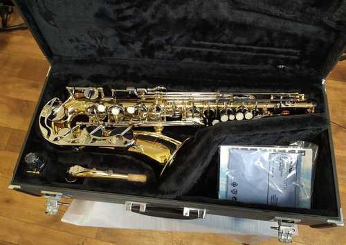 Альт саксофон Yamaha YAS-26 новый