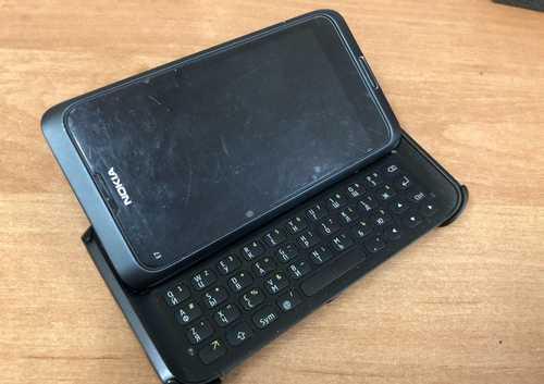 Nokia e7