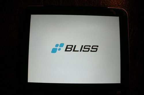 Планшет Bliss Pad R9720