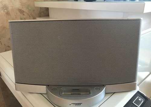 Портативная акустика б/у Bose SoundDock Series II