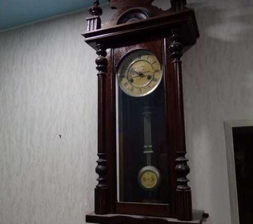 Антикварные настенные часы с боем "Le Roi a Paris"