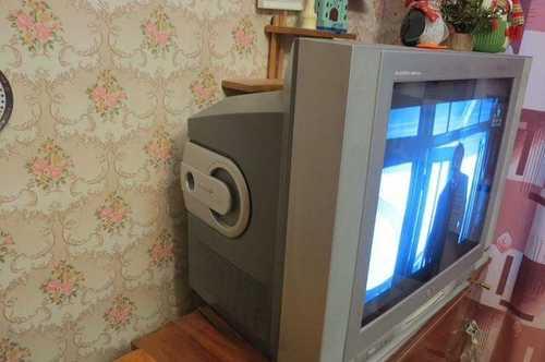Телевизор LG BZ03 цветной