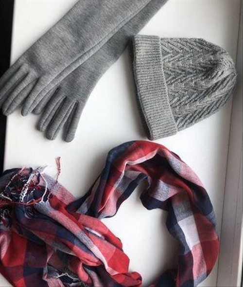 Комплект шапка и шарф и перчатки