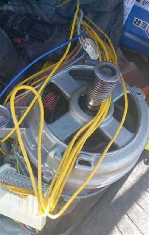 Электродвигатель от стиральной машины, Италия