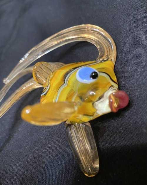 Рыбка стеклянная сувенир
