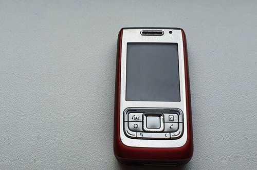 Смартфон Nokia e65 красный