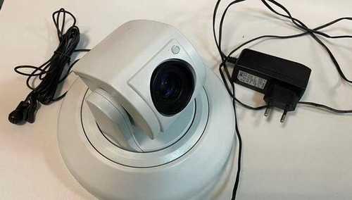 IP видеокамера ACTi ACM-85 с поворотным механизмом