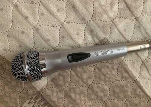 Вокальный динамический микрофон Yamaha DM 305