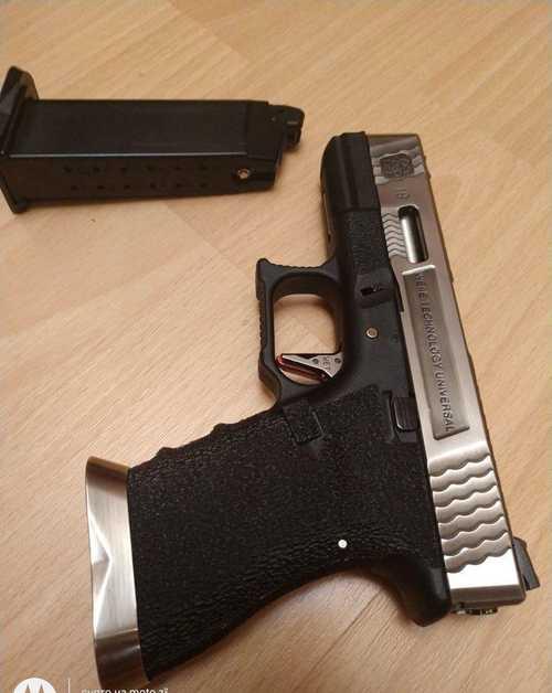 Продам WE Glock 19 Custom black/silver/silver ggbb