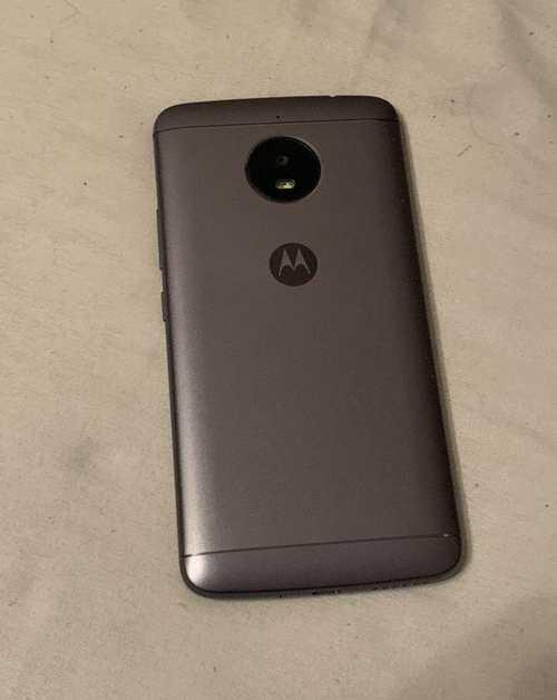 Телефон Motorola Moto E4 Plus