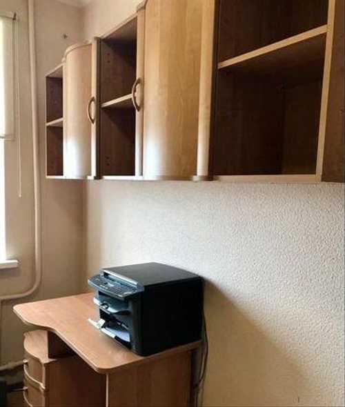 Жилая комната: шкаф, пенал, стол, навесн. шкафы