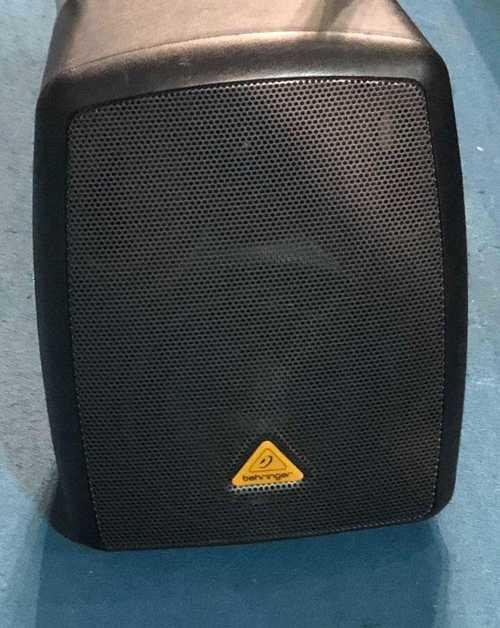 Портативная колонка ас behringer MPA40BT-PRO