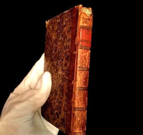 Антикварная книга 18 века, 1789 год, Вольтер