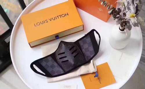 Louis Vuitton Custom Face Mask (под заказ)