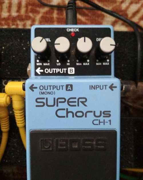 Boss Super Chorus CH-1 Гитарная педаль Хорус