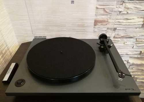 Проигрыватель винила Rega RP1 Carbon