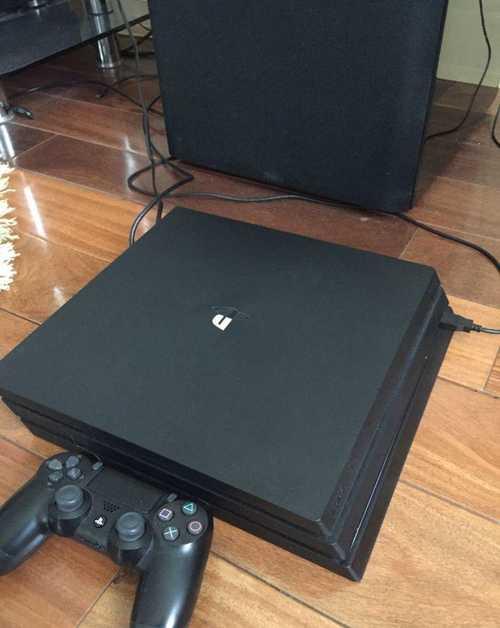 Sony PS4 Pro 1tb + 6 игр