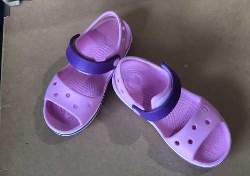 Босоножки crocs