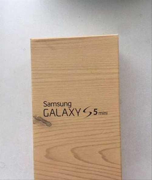 Коробка из-под Samsung Galaxy S5 mini