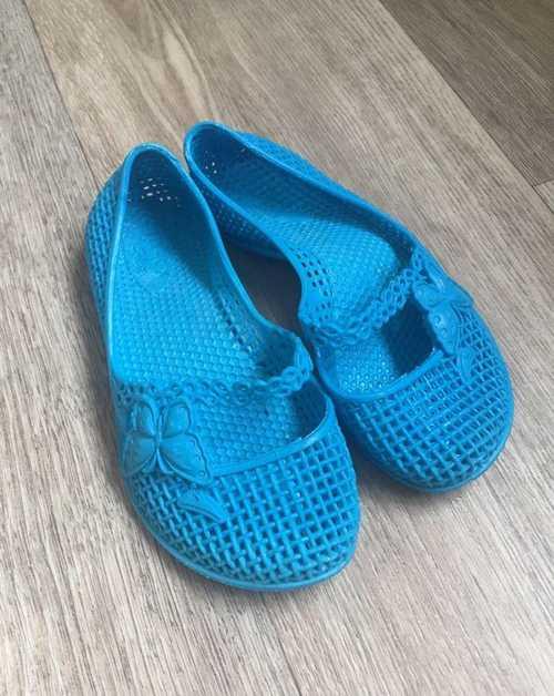 Тапки пляжные