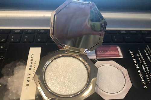 Хайлайтер Fenty Beauty by Rihanna