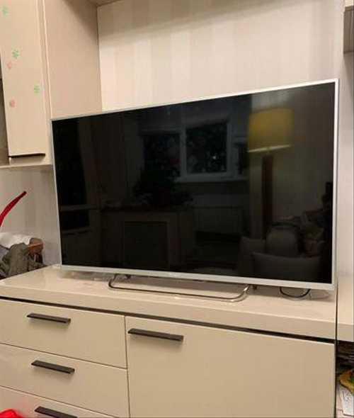 Телевизор Sony KDL-42W817B