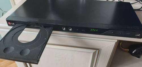 Dvd lg dks2000h+ 2 микрофона фирмы LG,filips
