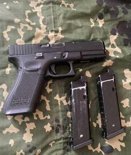 Пистолет WE glock 17