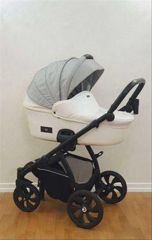 Продам отличную коляску Tutis Aero 2 в 1