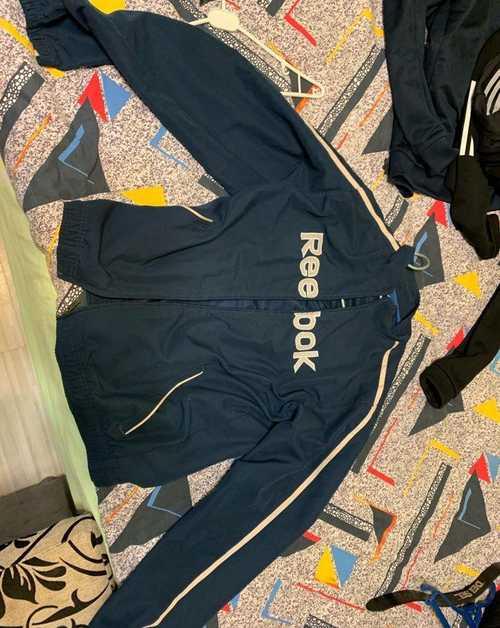 Продам кофту reebok