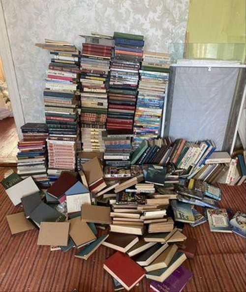 Книги отдам бесплатно