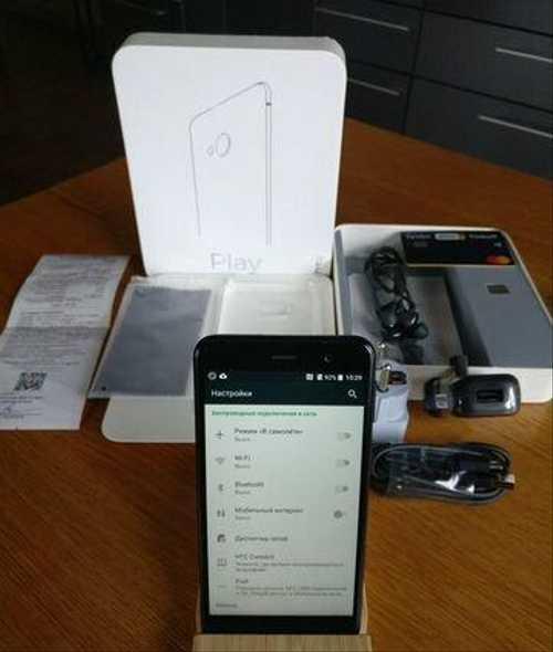 Смартфон HTC U Play 4/64 Gb