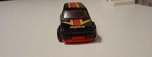 Машинка hot wheels 71 datsun 510 wagon