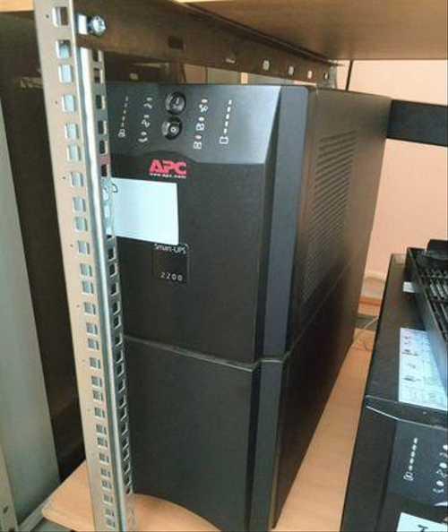 Ибп APC smart-ups 2200