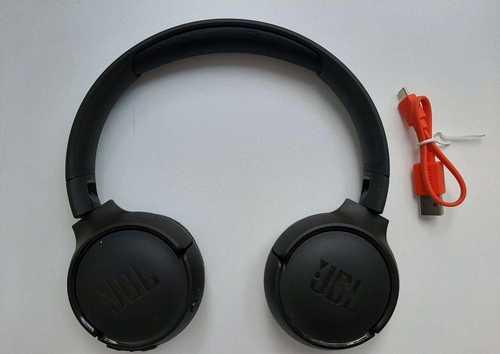 Беспроводные наушники JBL tune560BT