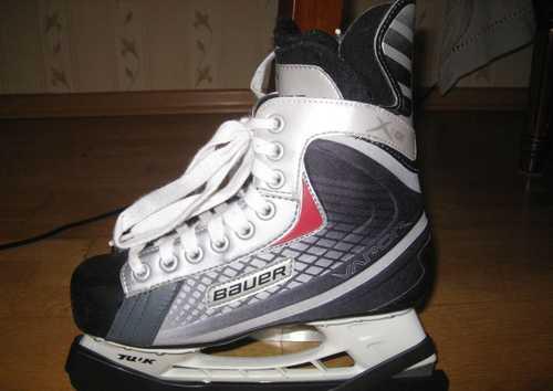 Хоккейные коньки Bauer Vapor xxxx