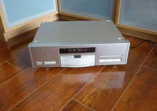 Проигрыватель CD Pioneer PD-77