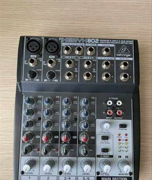 Микшерный пульт behringer xenyx 802