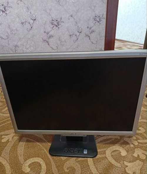 Монитор Acer AL2216W