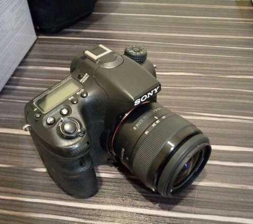 Зеркальный фотоаппарат Sony Alpha ilca-77M2