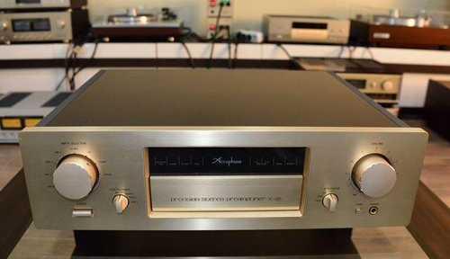 Accuphase C-275