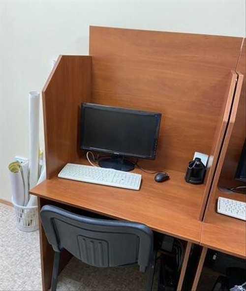 Стол под компьютер в офис