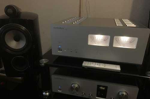 Luxman C-700U и Luxman M-700U