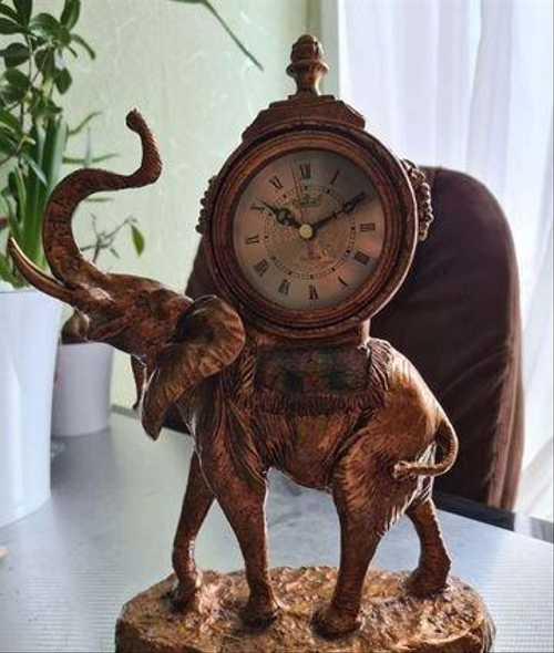 Часы слон