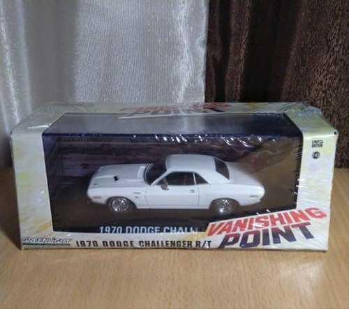 Модель автомобиля Dodge Challenger 1:43