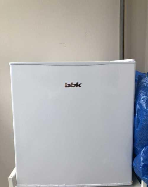 Продам мини-холодильник bbk rf-050