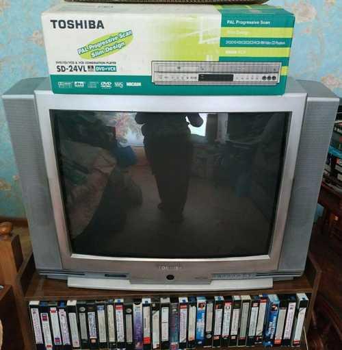 Телевизор Toshiba, DVD-проигрыватель и кассетный в