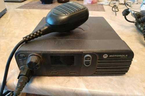 Рация motorola dm3400