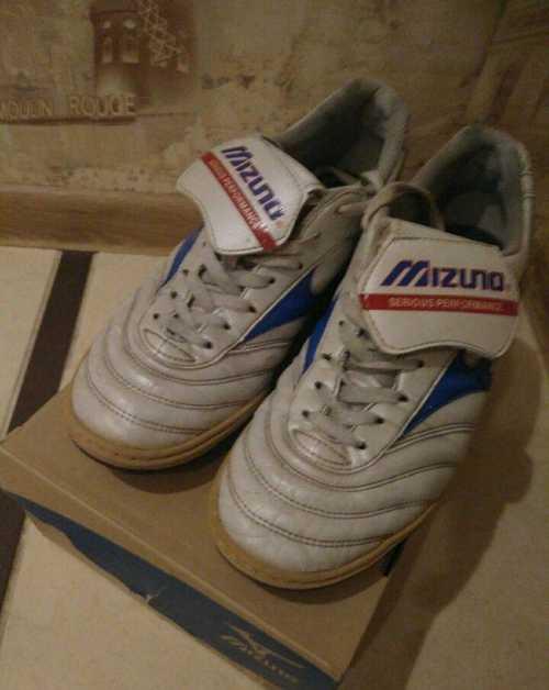 Шиповки для футбола mizuno