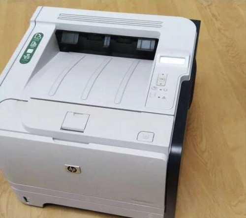 Принтер HP 2055dn. Лазерный,двухсторонний,сетевой